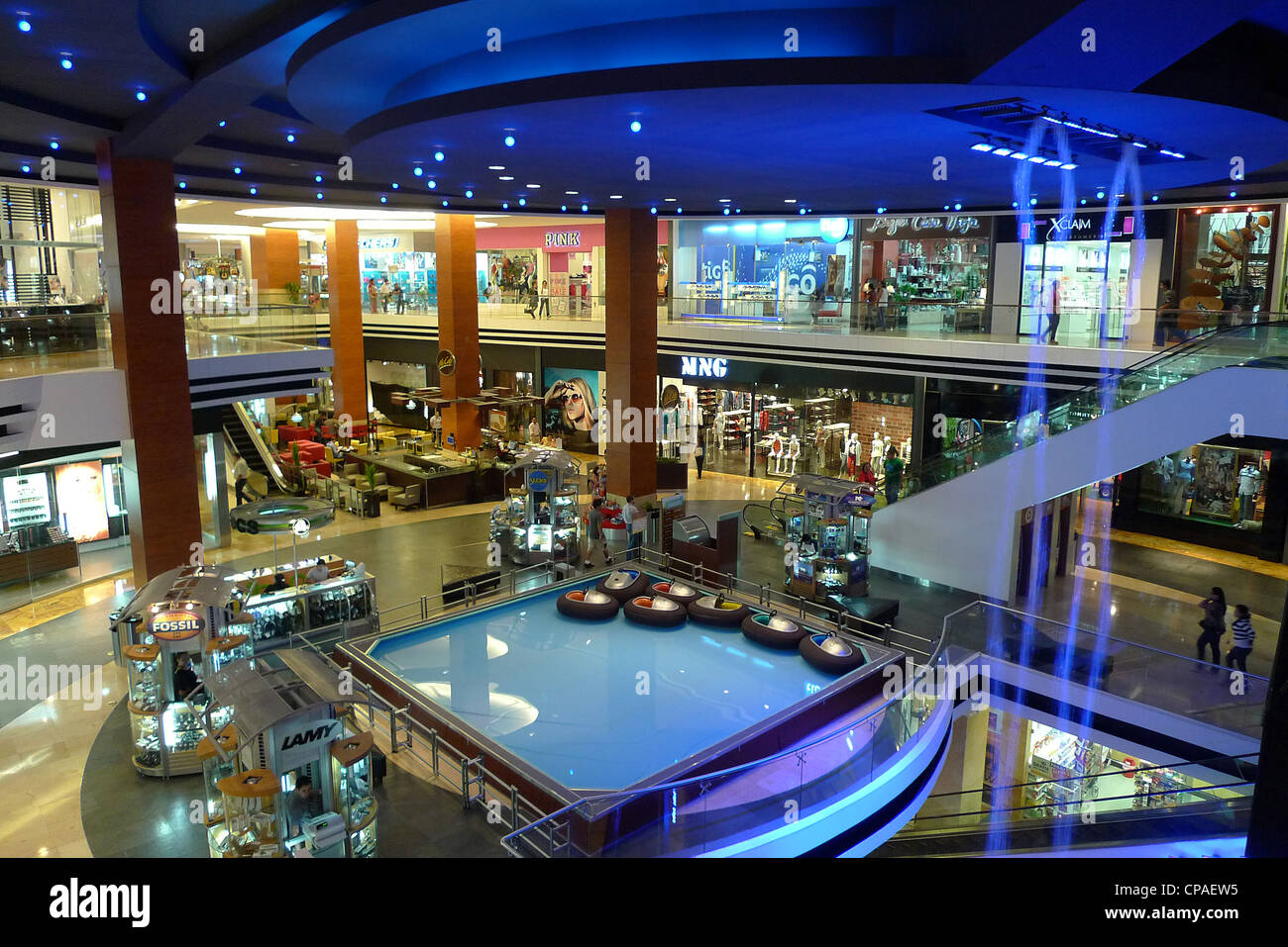 Plaza Zunil - Zunil | Premium Retail Space | Occupi - Global Retail ...